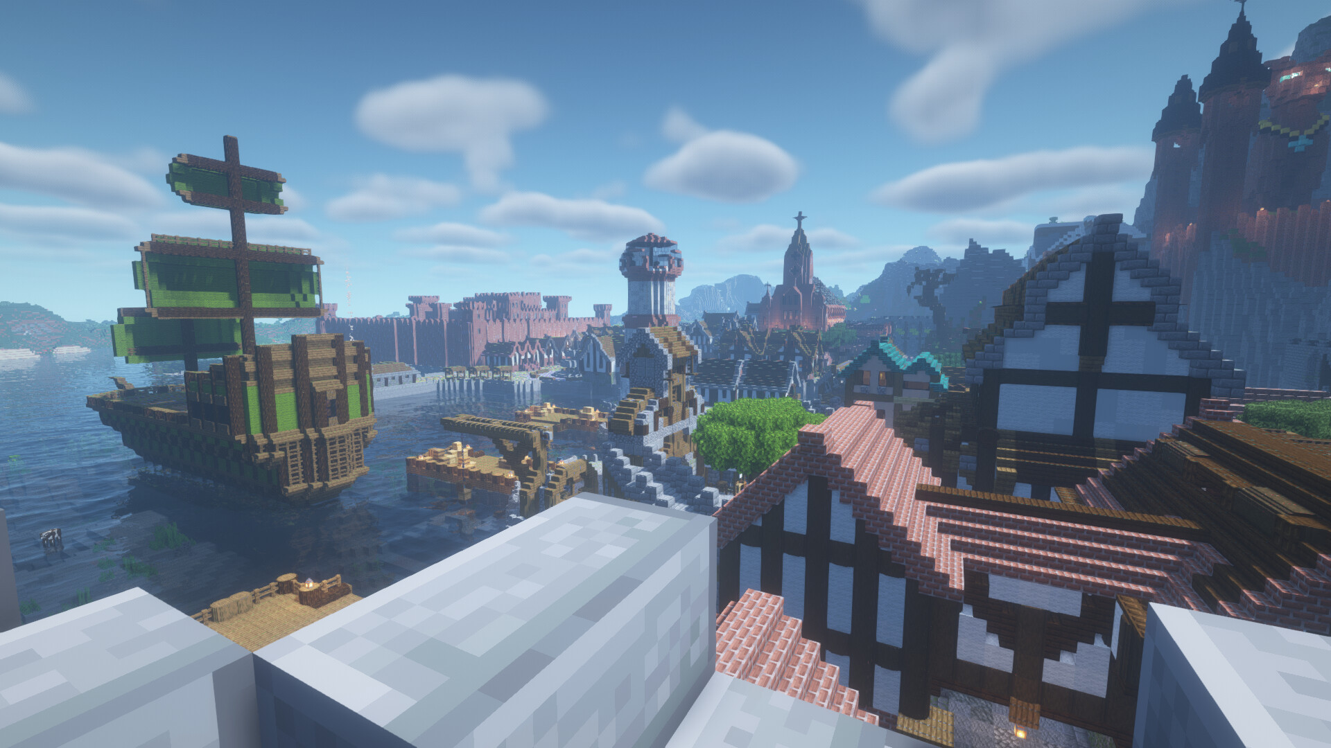 Large Medieval Port City Minecraft Map