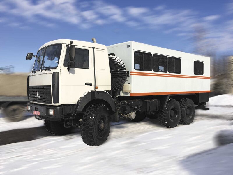 MAZ 6317 Crew Bus (Download) Minecraft Map