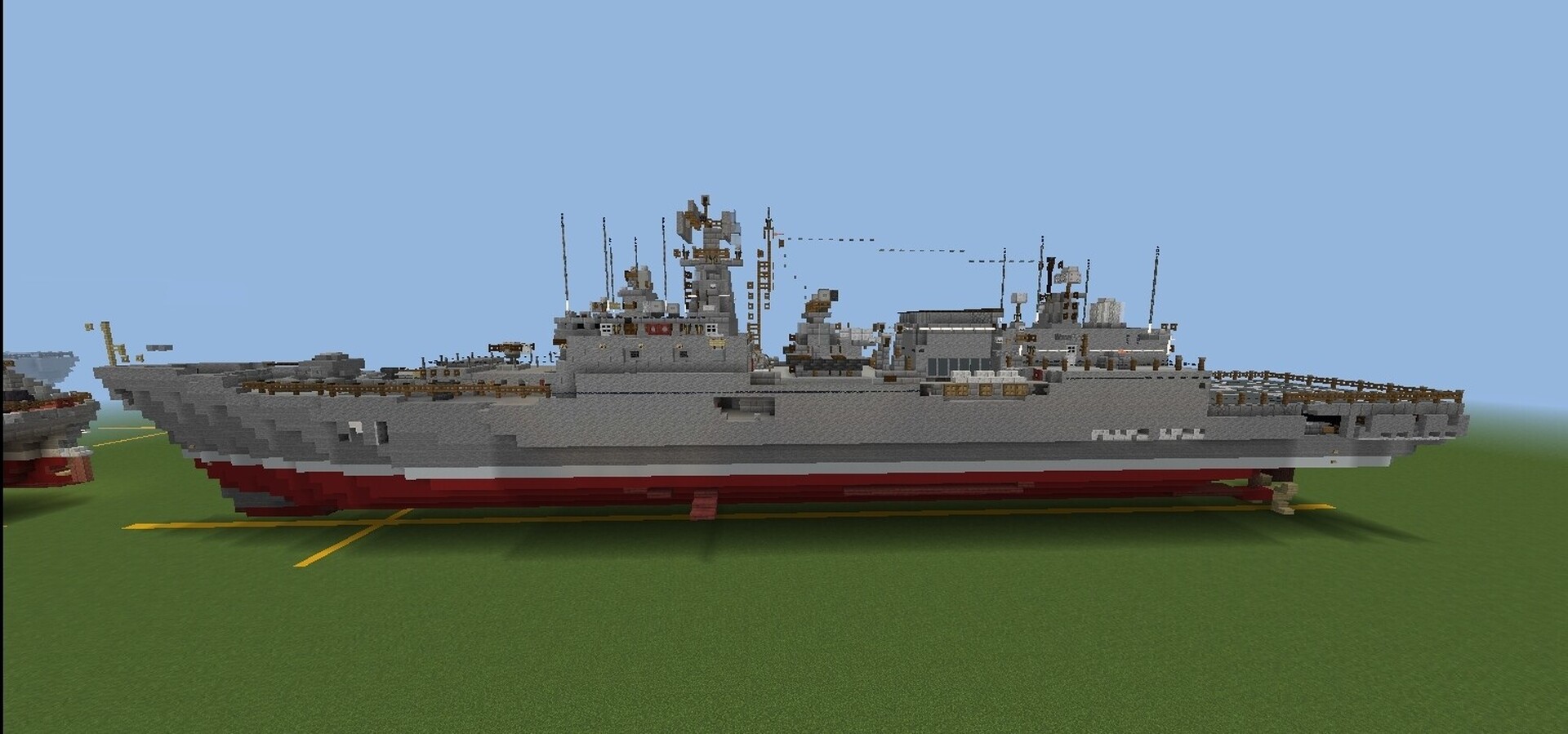 1:1 Admiral Grigorovich class guided missile frigate Minecraft Map