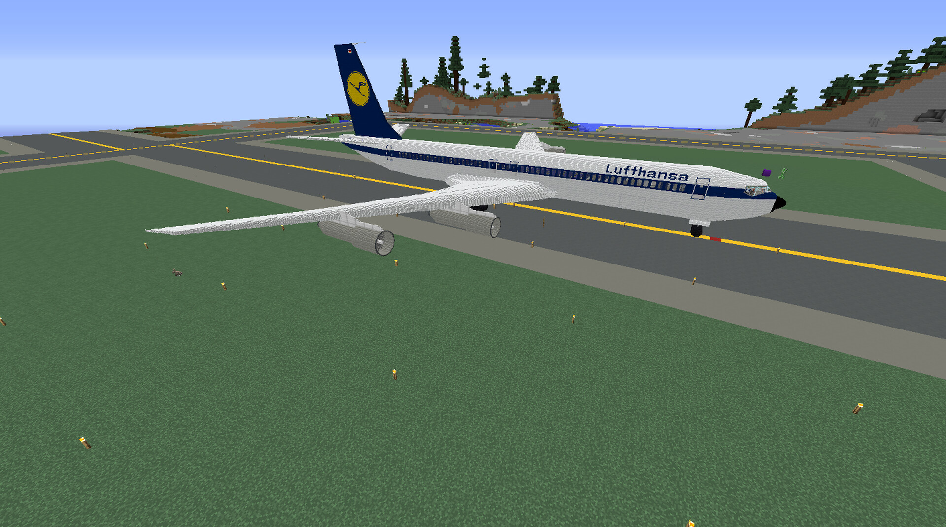 Boeing 707 (little tiles) Lufthansa Minecraft Map