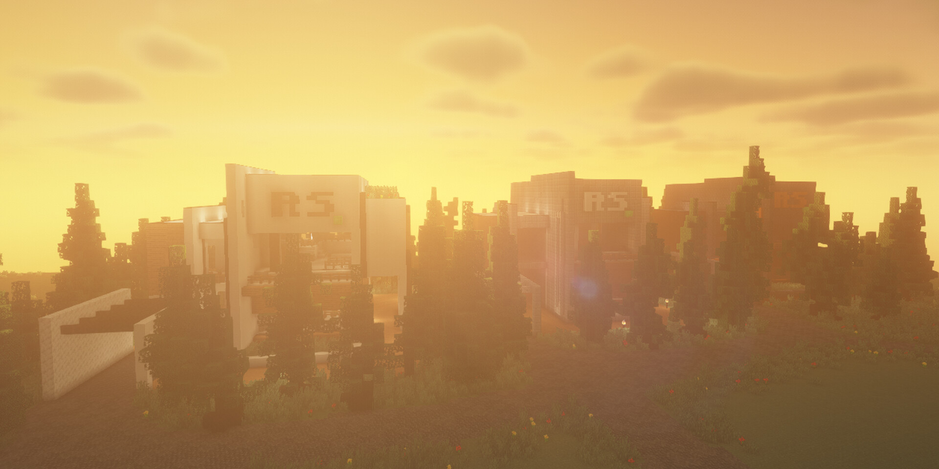 Mini-hotel in the coniferous forest Minecraft Map