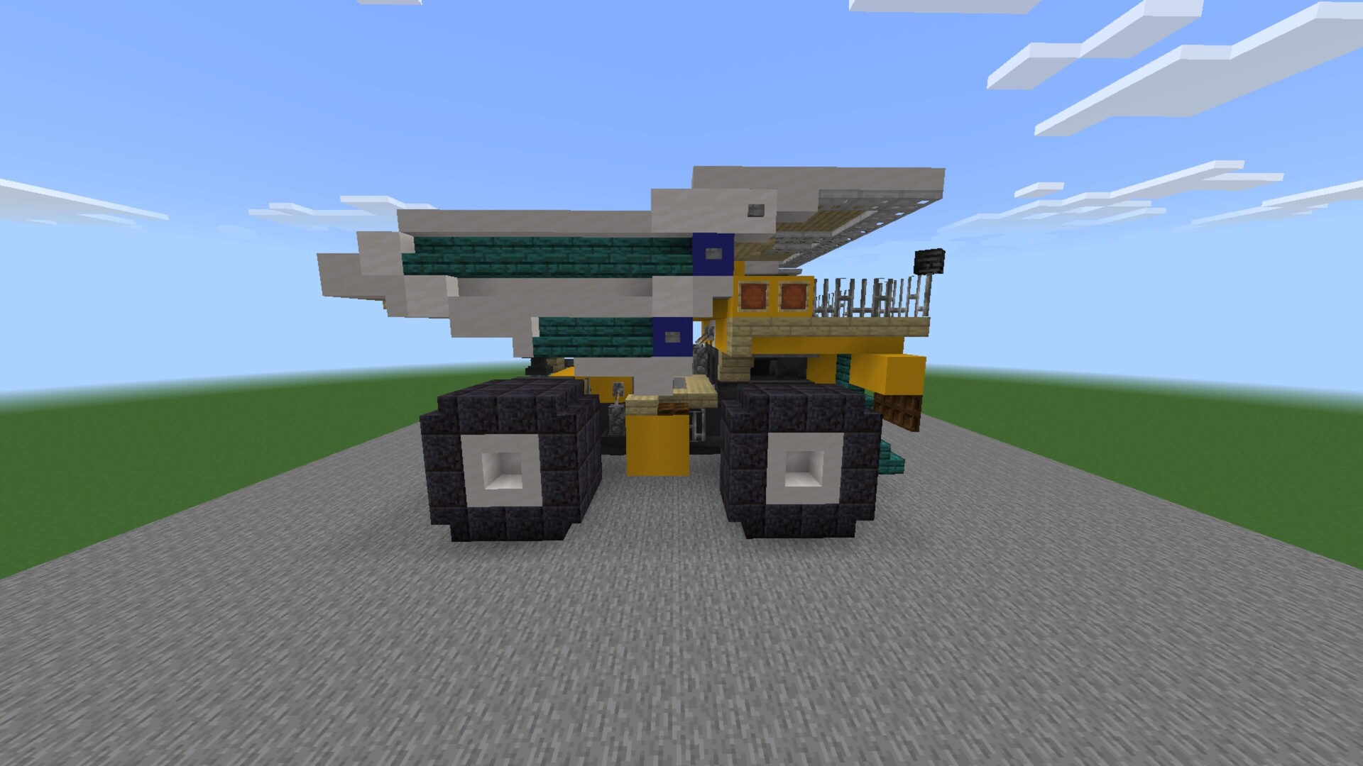 Belaz 75180 mining truck Minecraft Map
