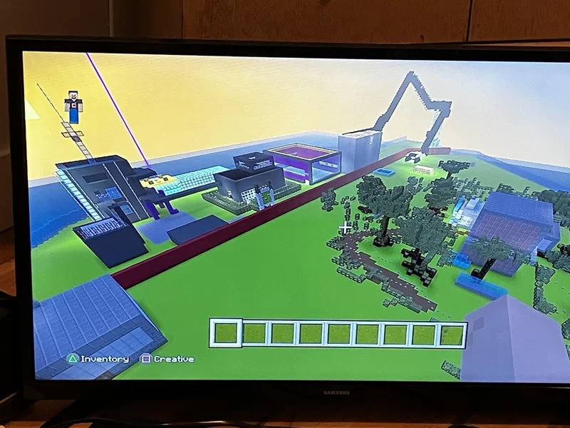 MC Royale (Ver 0.3) GAME FILES (PS3 BLES) *BLUS CONVERTABLE* Minecraft Map