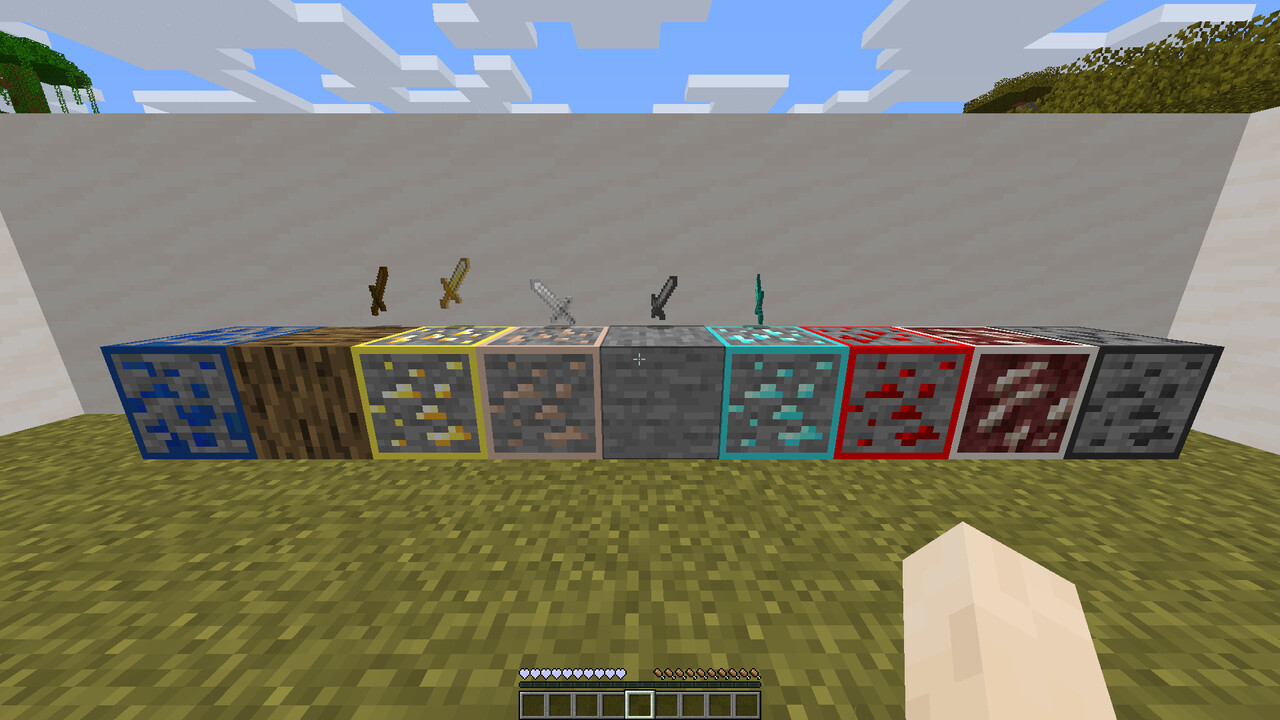 Default PVP/ACTION/HIGHLIGHTED ORES/DIFFERENT HUD COLORS Minecraft Texture Pack