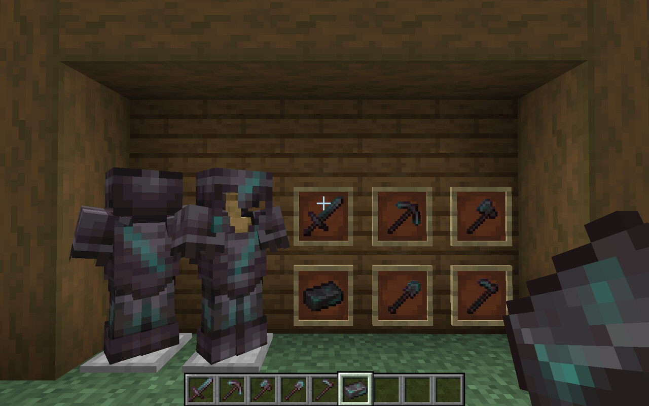 Weathered netherite Minecraft Texture Pack