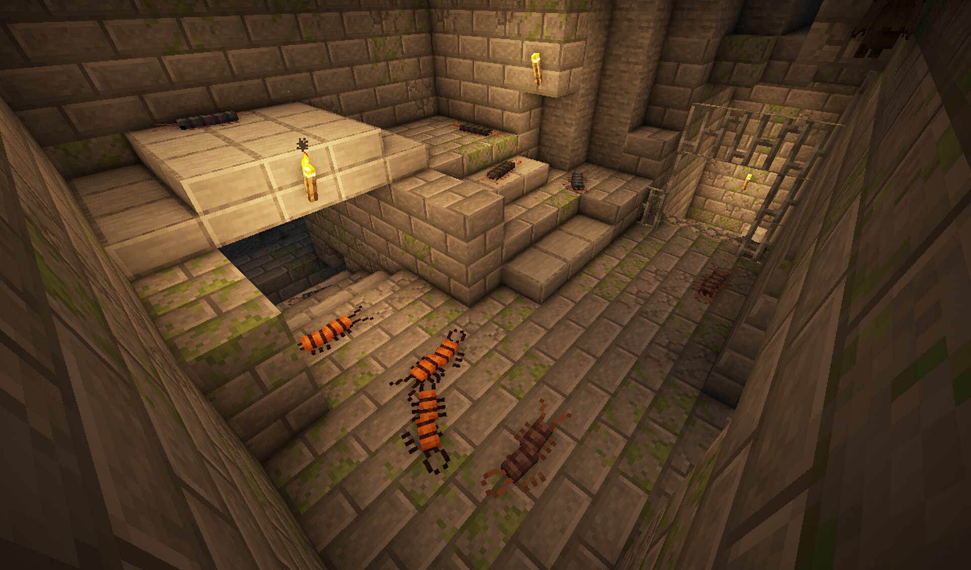 Cutie Crawlies - Centipede silverfishes Minecraft Texture Pack