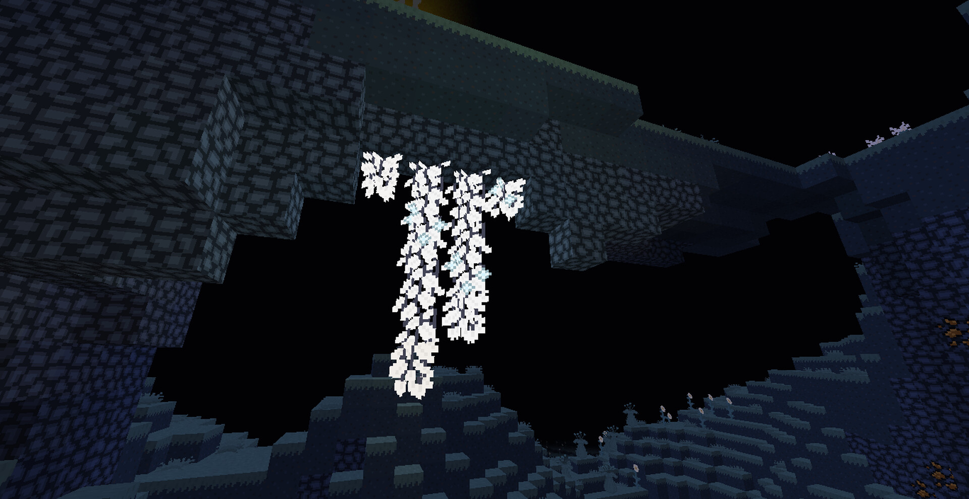 𝗛𝗼𝗹𝗹𝗼𝘄 𝗞𝗻𝗶𝗴𝗵𝘁 BETA Minecraft Texture Pack