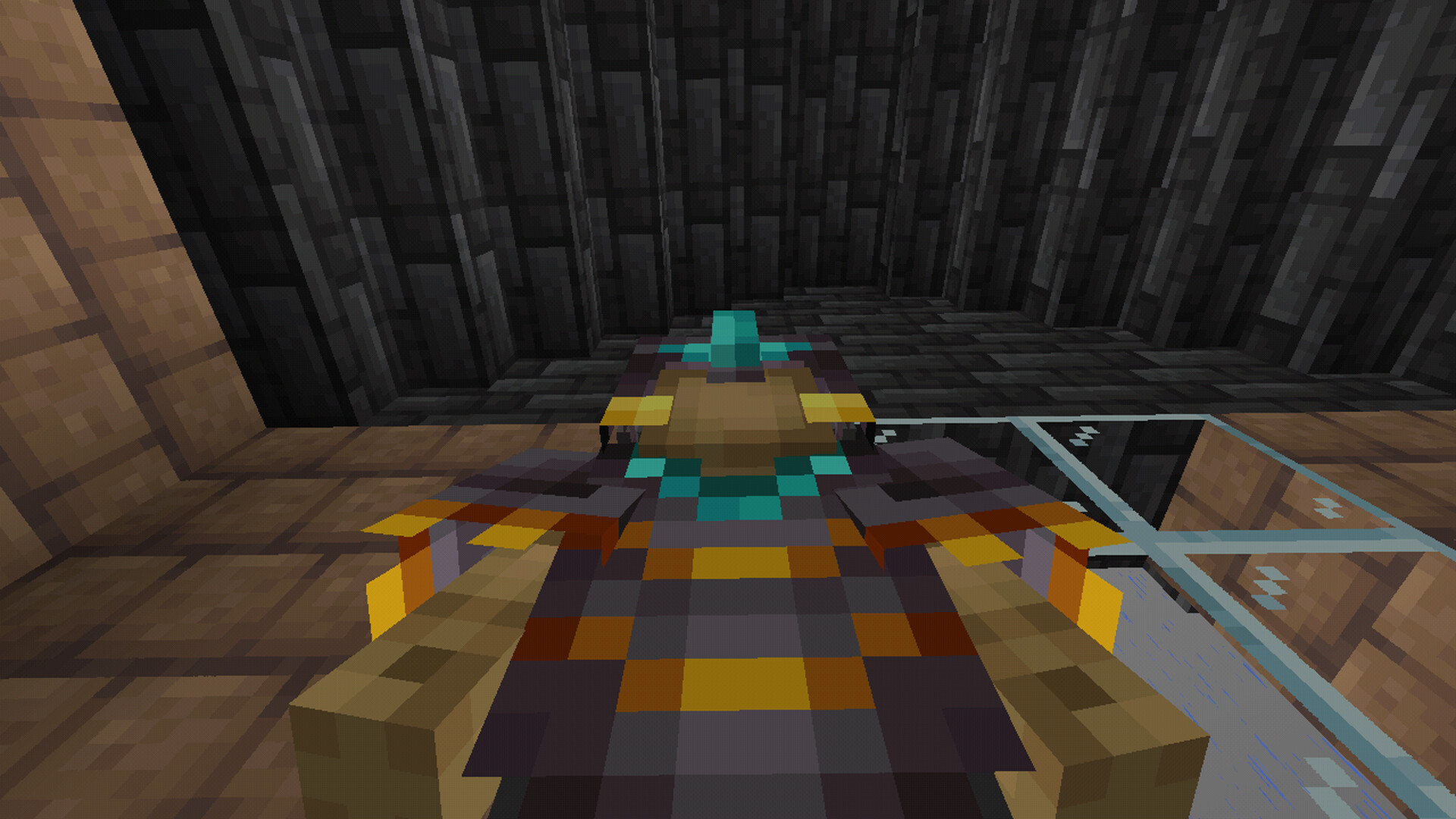 SirCat's Better Netherite v1.1 Minecraft Texture Pack