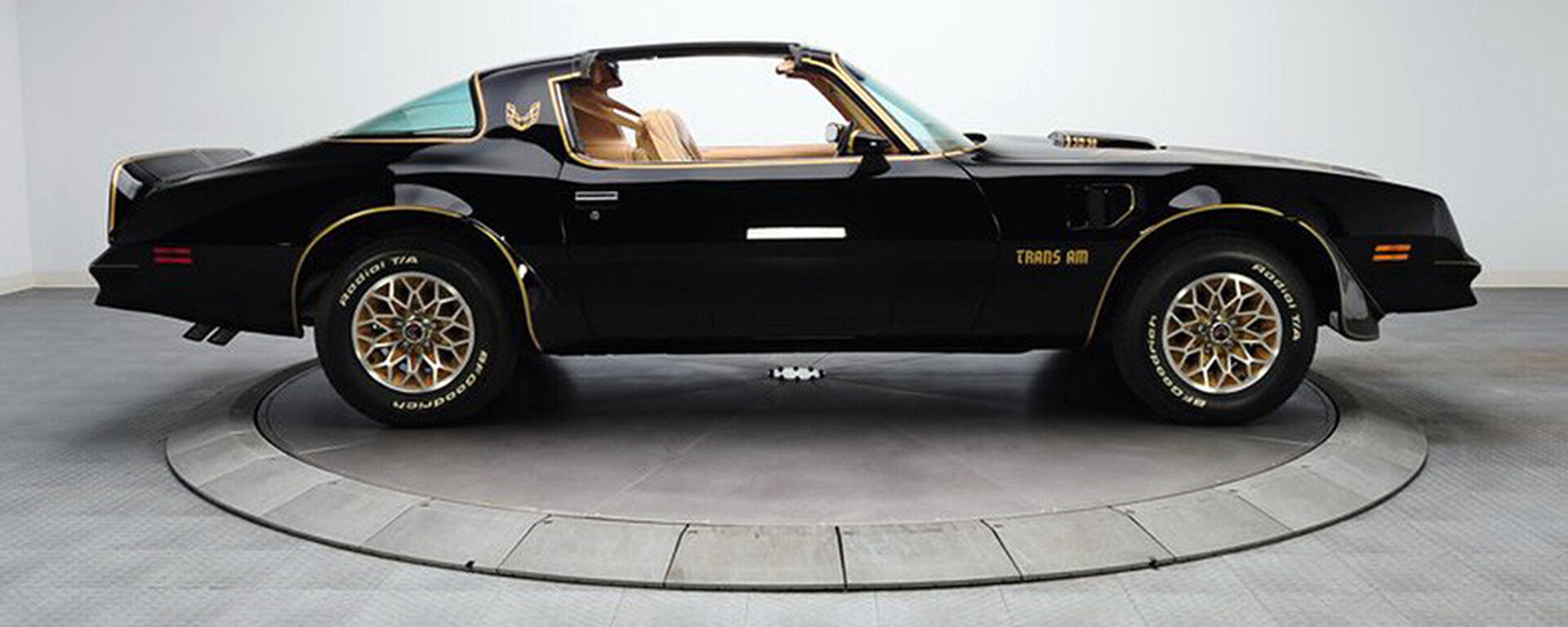 Dark oak boat to Pontiac trans am Minecraft Texture Pack