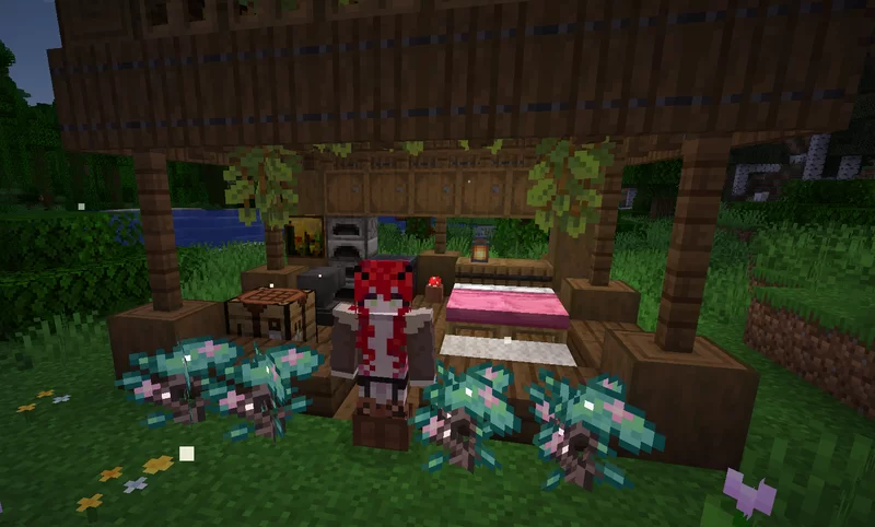 Flowery Firefly Bush🌸 Minecraft Texture Pack