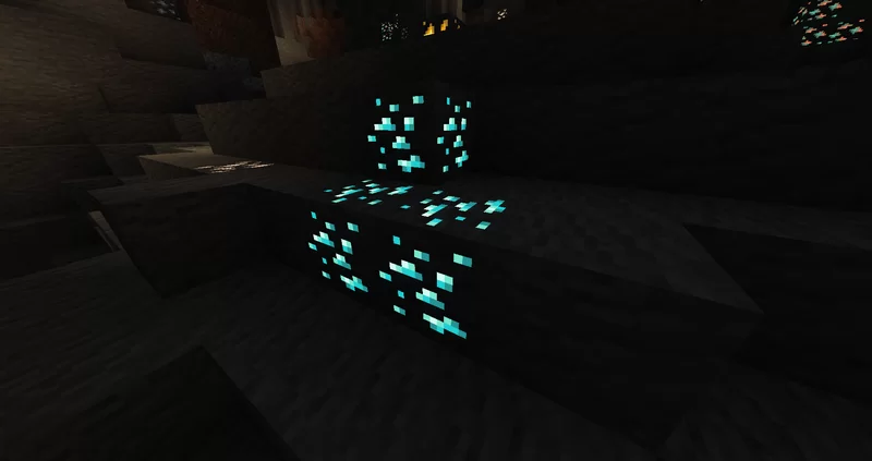 Glowing Ores Plus Minecraft Texture Pack