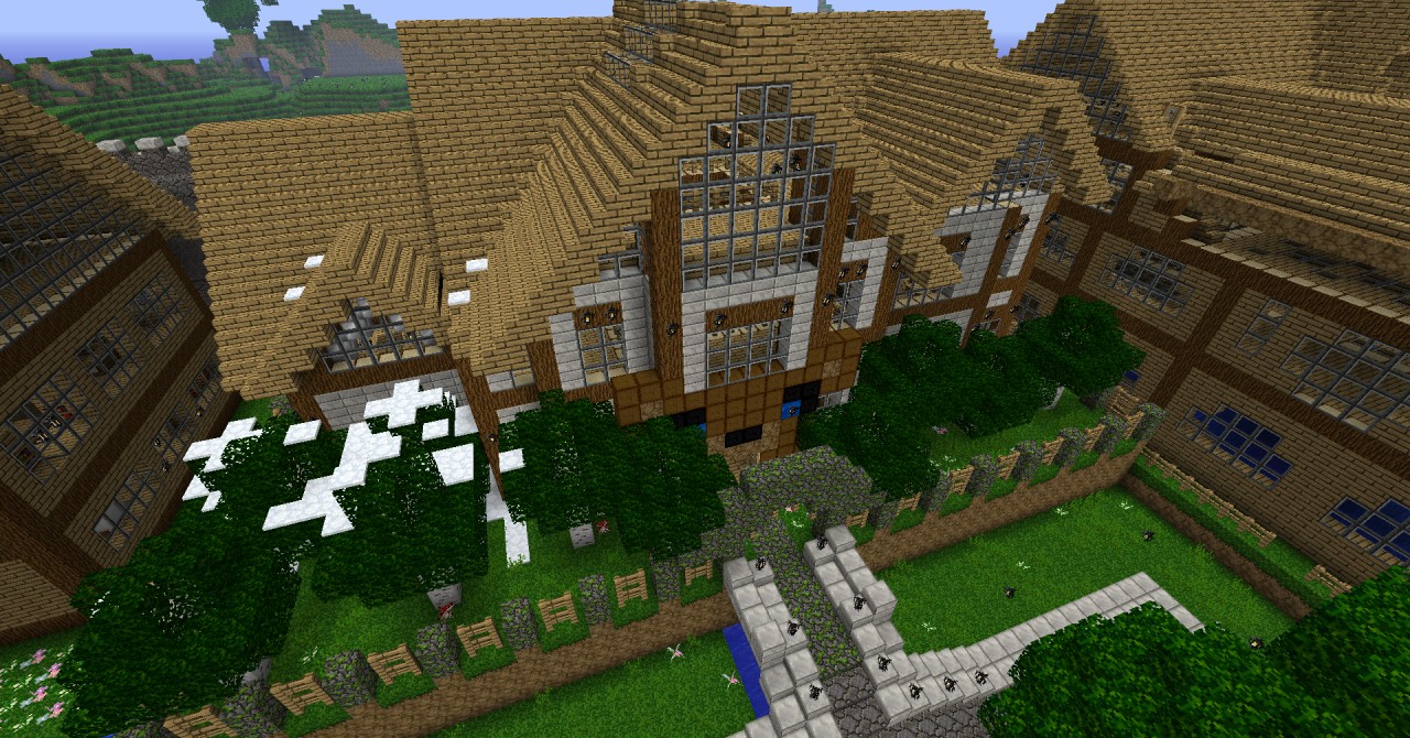 Tudor style mansion Minecraft Map