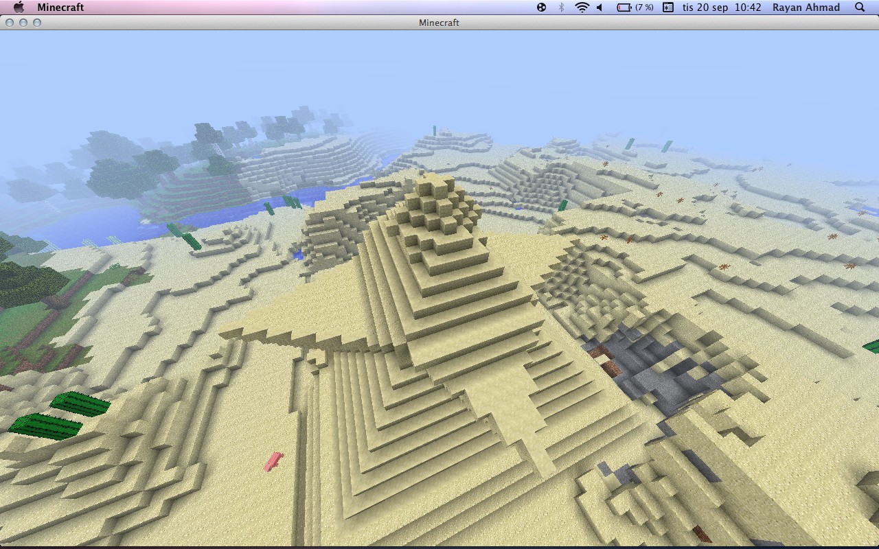 The Mysterous pyramid Minecraft Map