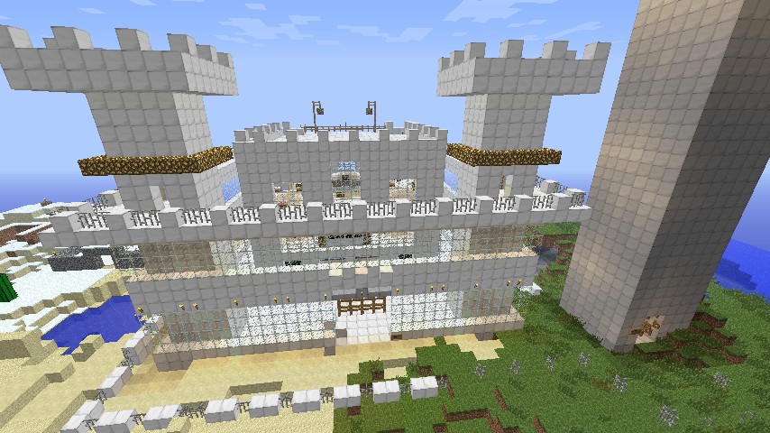 Iron Castle (Lots Of Features!) Minecraft Map