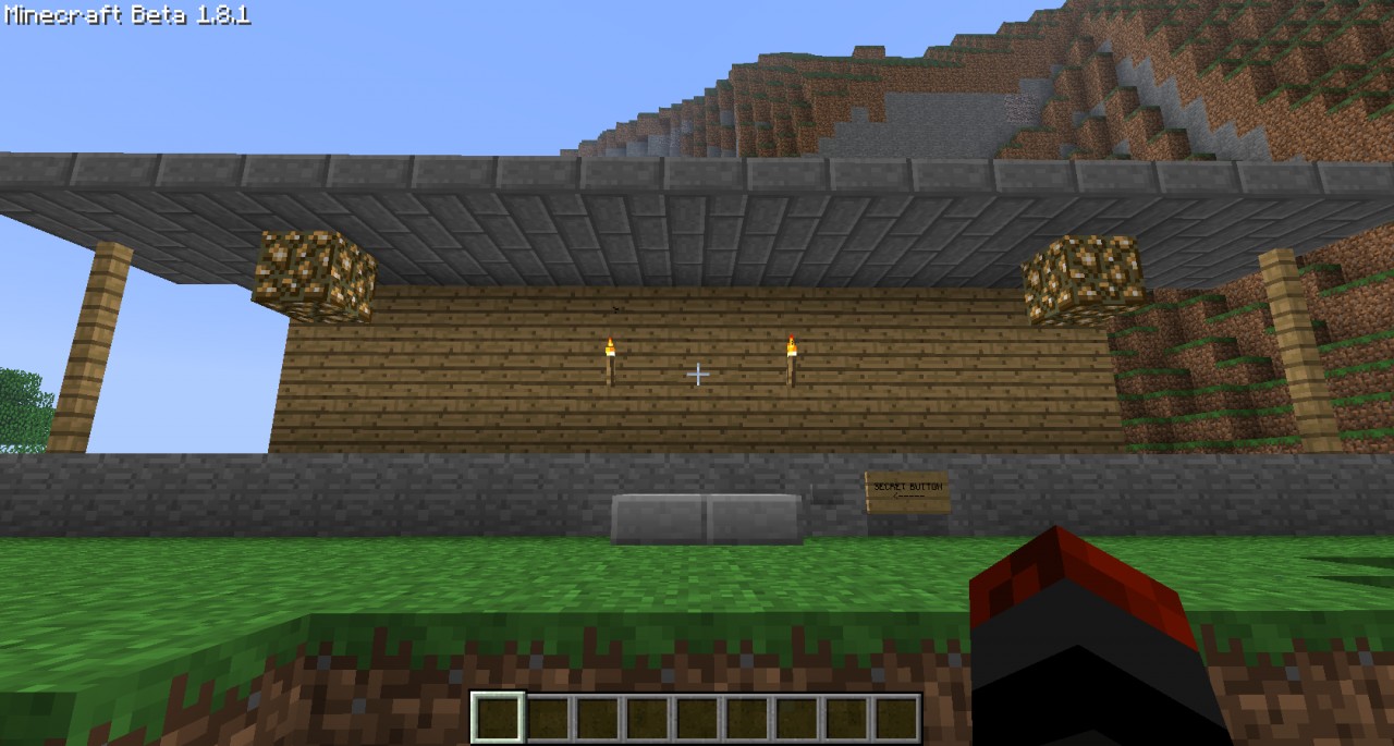 Hidden Piston Door Minecraft Map