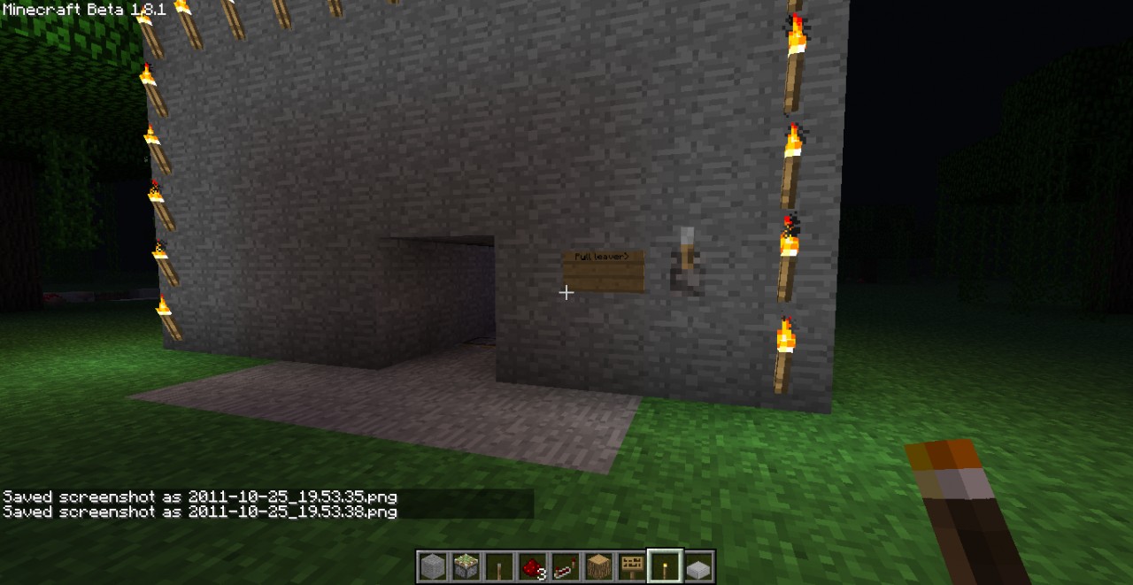 Hidden Piston Door Minecraft Map