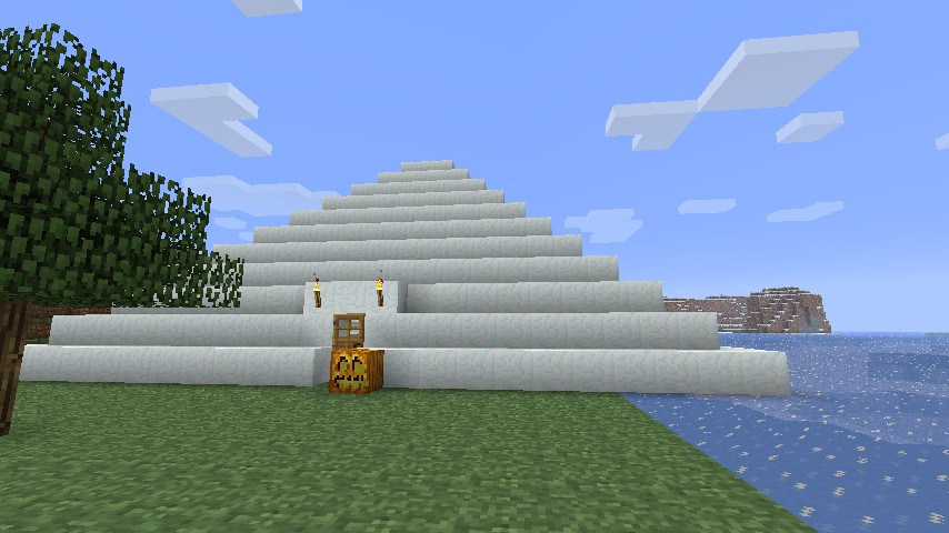 pyramidal and big house Minecraft Map