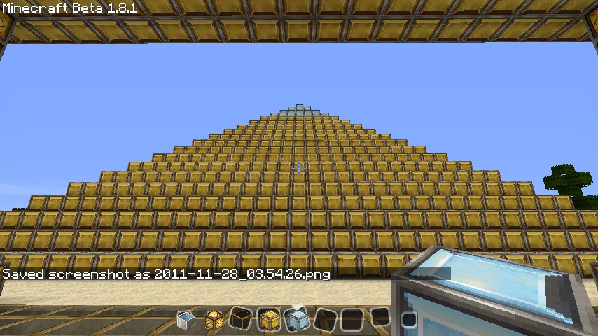 The Golden Pyramid Minecraft Map