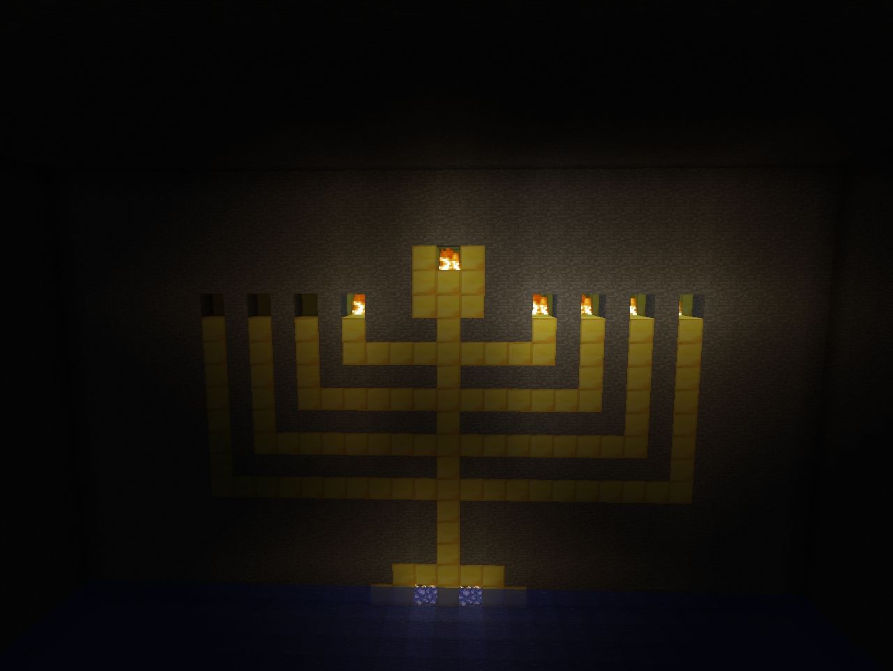 Usable Hanukkah lamp (Menorah) Minecraft Map