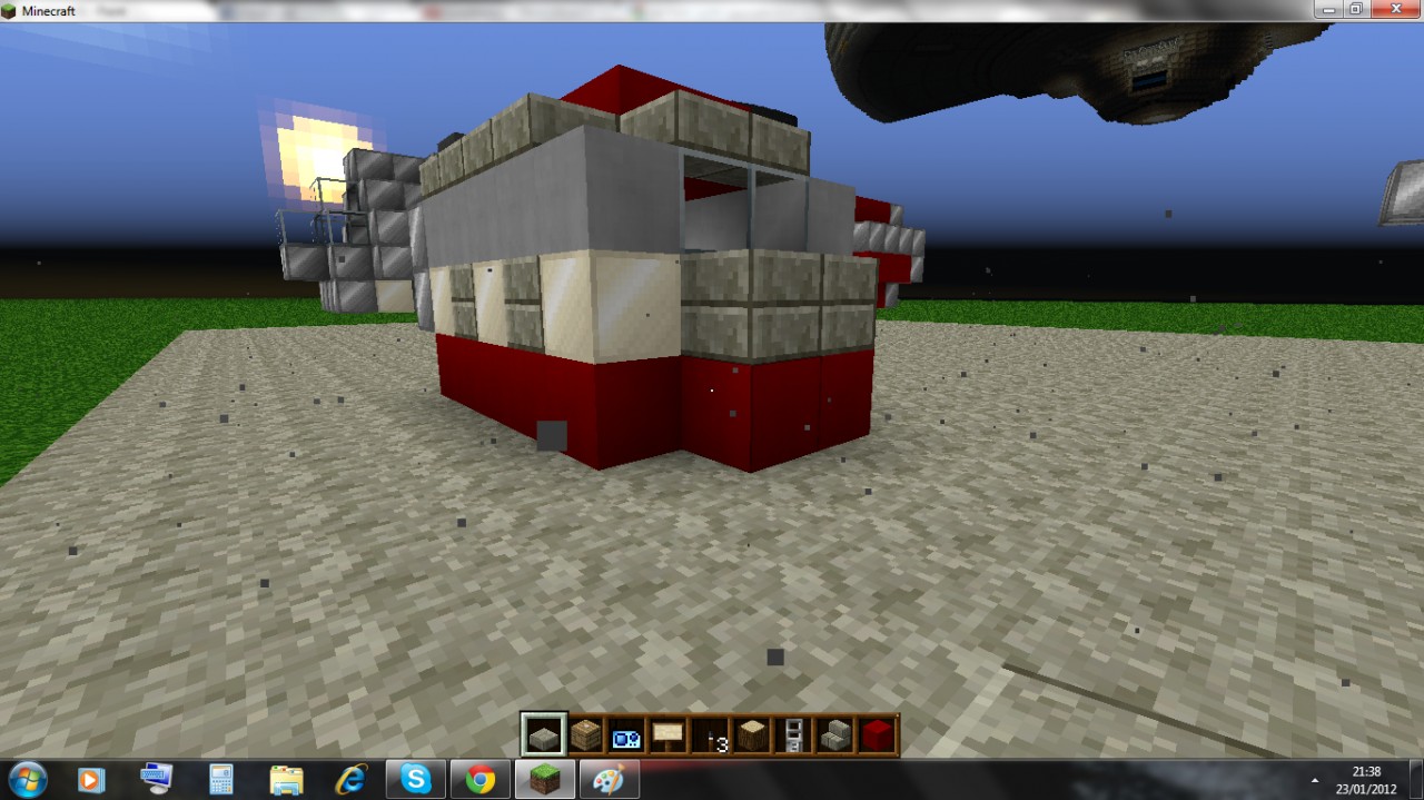 Star Trek 1.1 Travel Pod (Zeppelin Mod Compatible) Minecraft Map