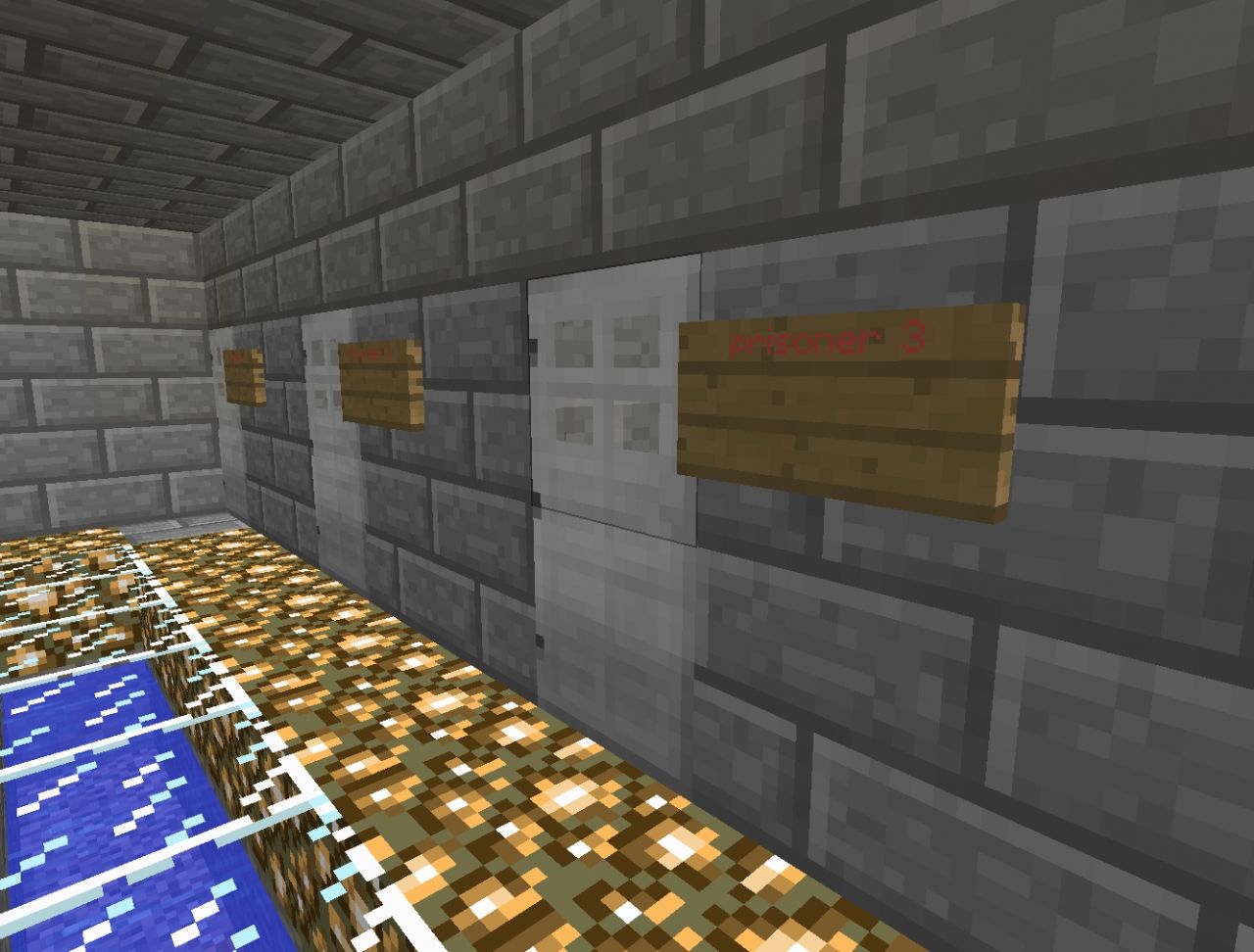 dungen / prison (with visiting rooms) Minecraft Map