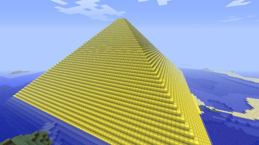 Pyramid of gold, rulled by king creeper Minecraft Map