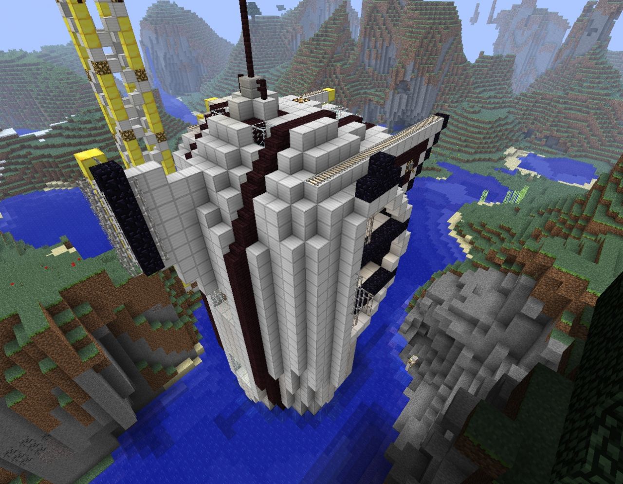raising a cruise liner: The Solaris MK II Minecraft Map