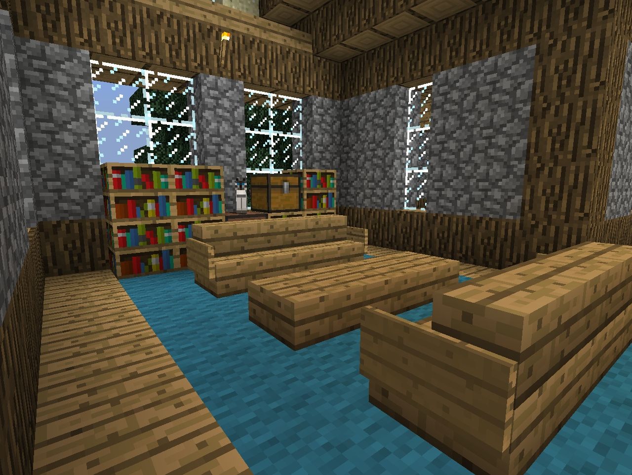 Pinewood Lodge Minecraft Map
