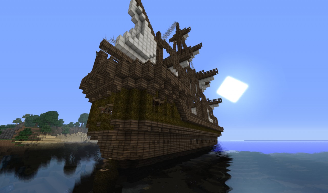 Big explorer sailboat Minecraft Map