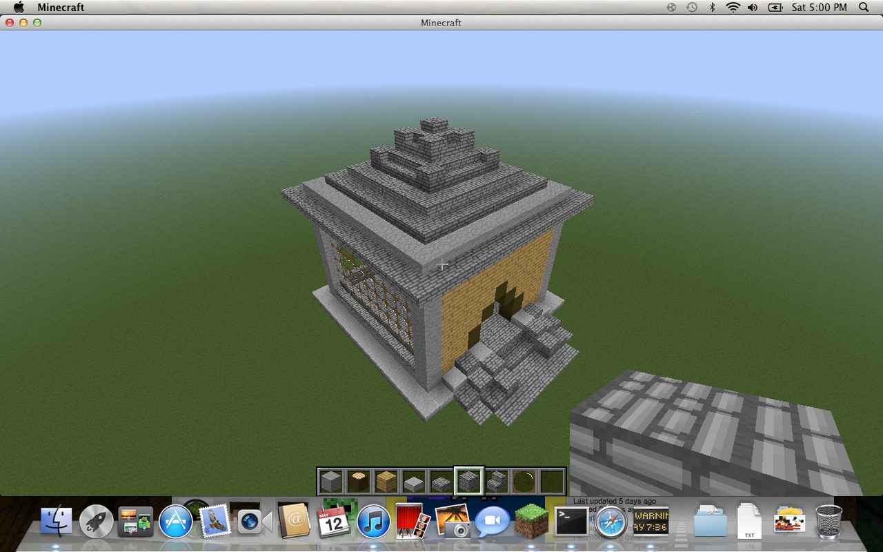 small house on flat land Minecraft Map