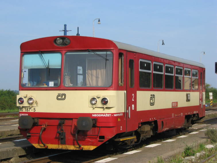 CD810 100%complete motor car from 1978+schematics Minecraft Map