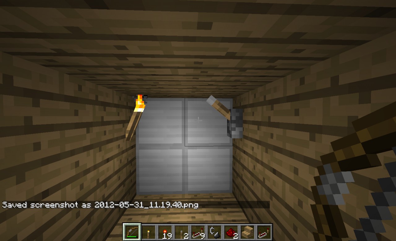 House With 2x2 Piston Door Minecraft Map