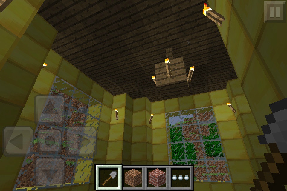 Golden Castle(MC:PE) Minecraft Map