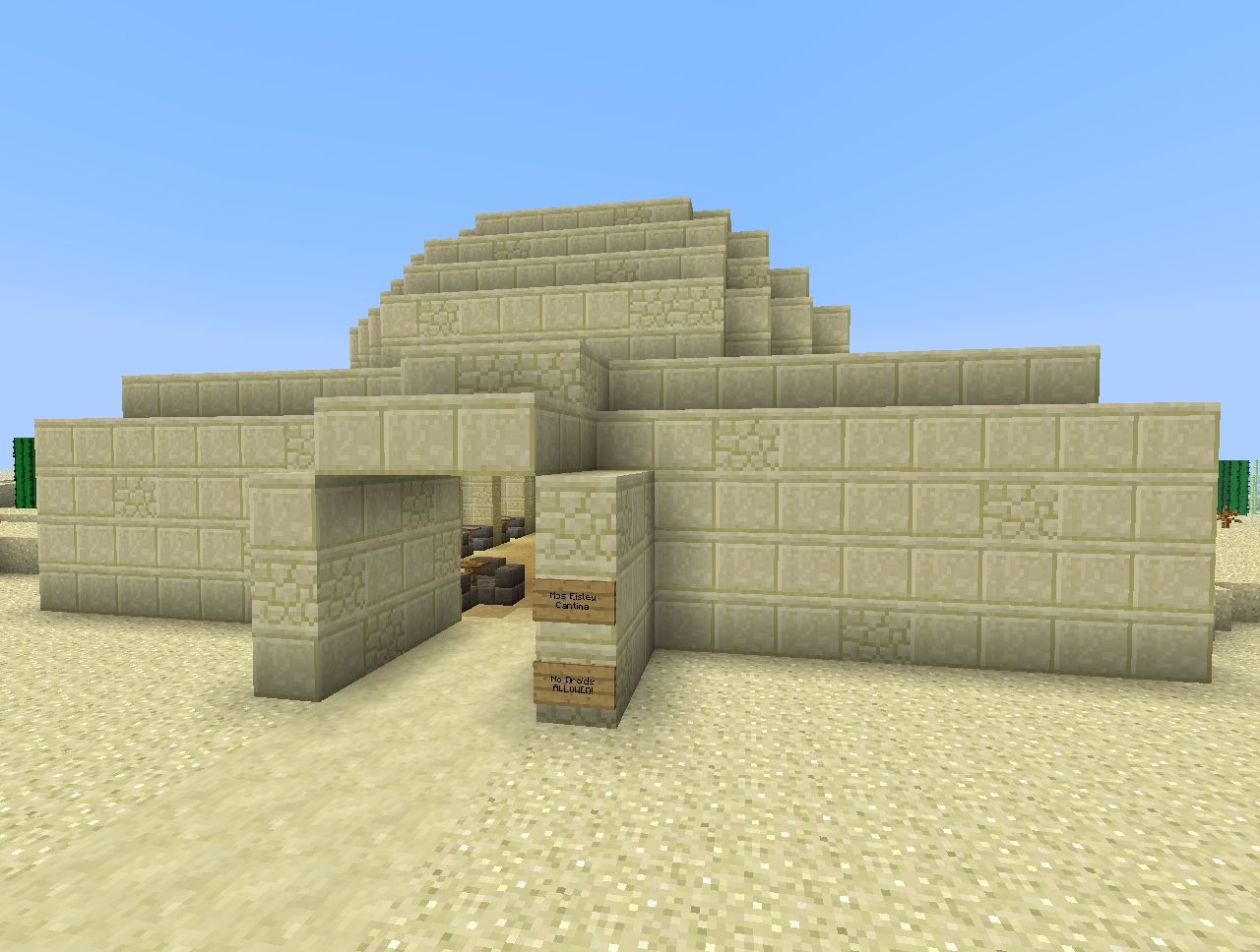 Mos Eisley Cantina and Jabba's Sand Barge Minecraft Map