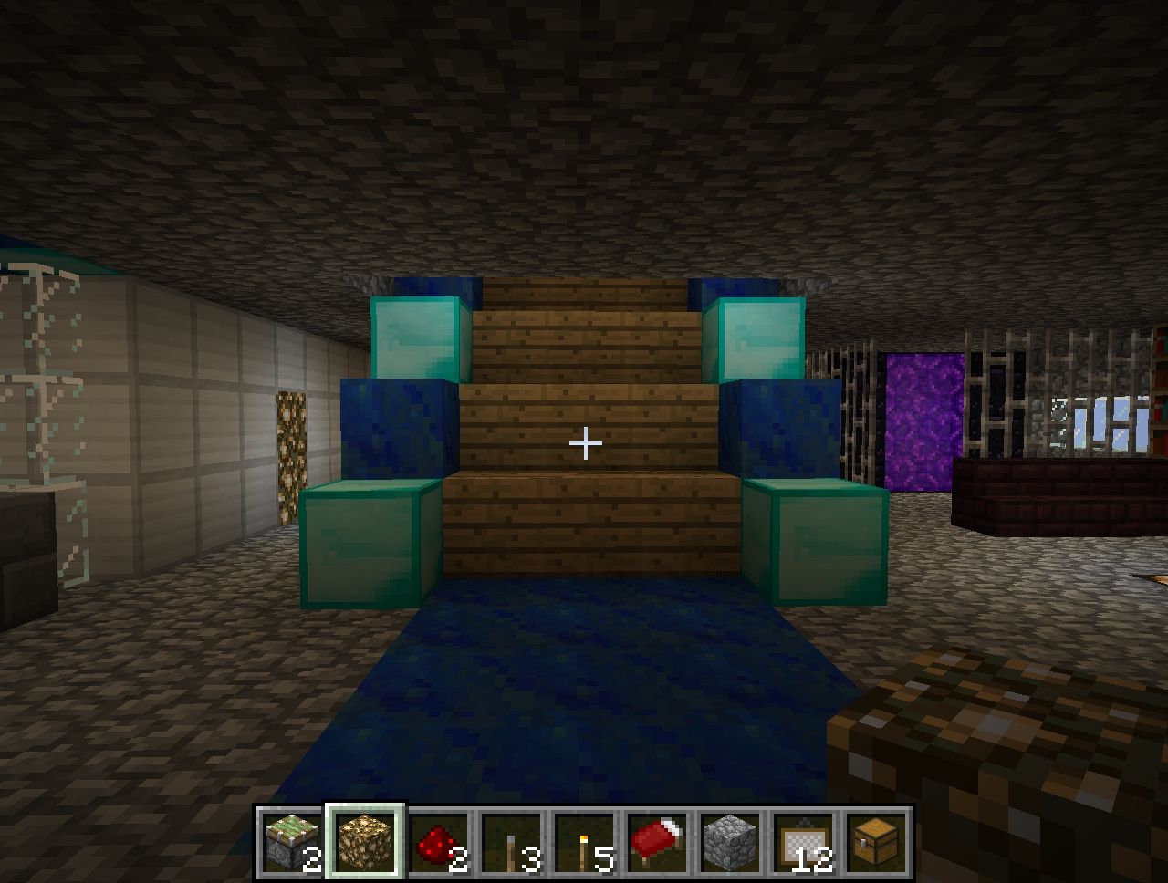 big house with 4 rooms Minecraft Map