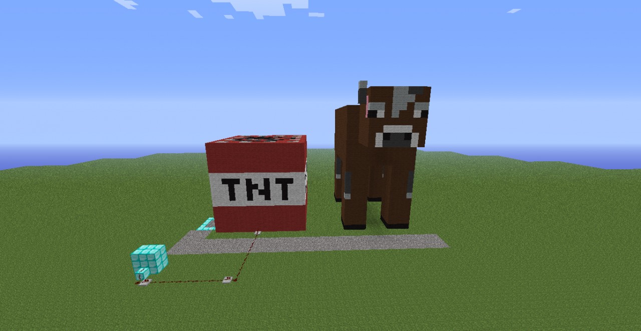 Big TNT with TNT in + Cow Minecraft Map