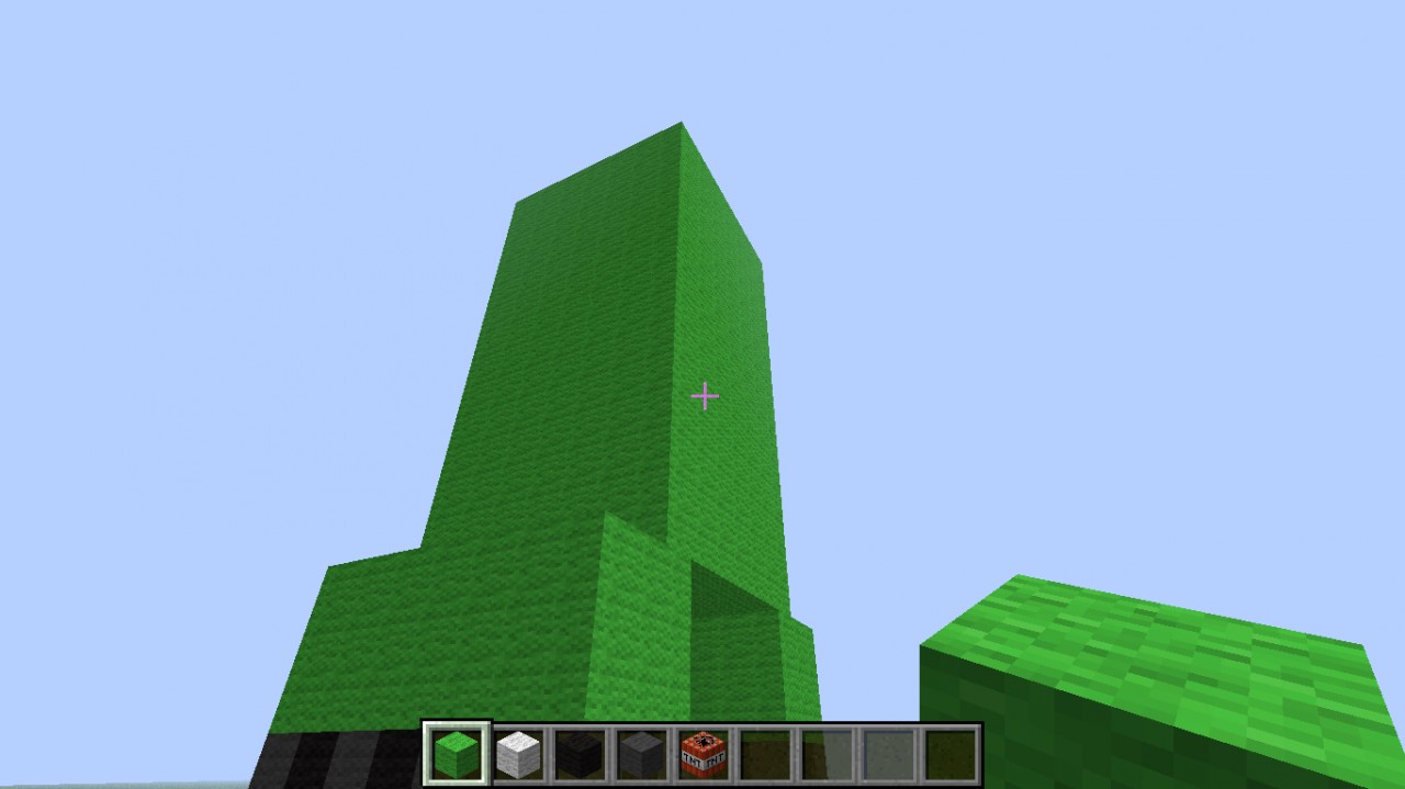 A HUGE CREEPER Minecraft Map