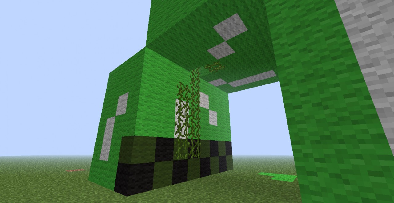 gigant creeper house Minecraft Map