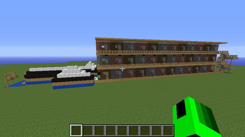 HOTEL WITH 36 ROOMS!!! Minecraft Map