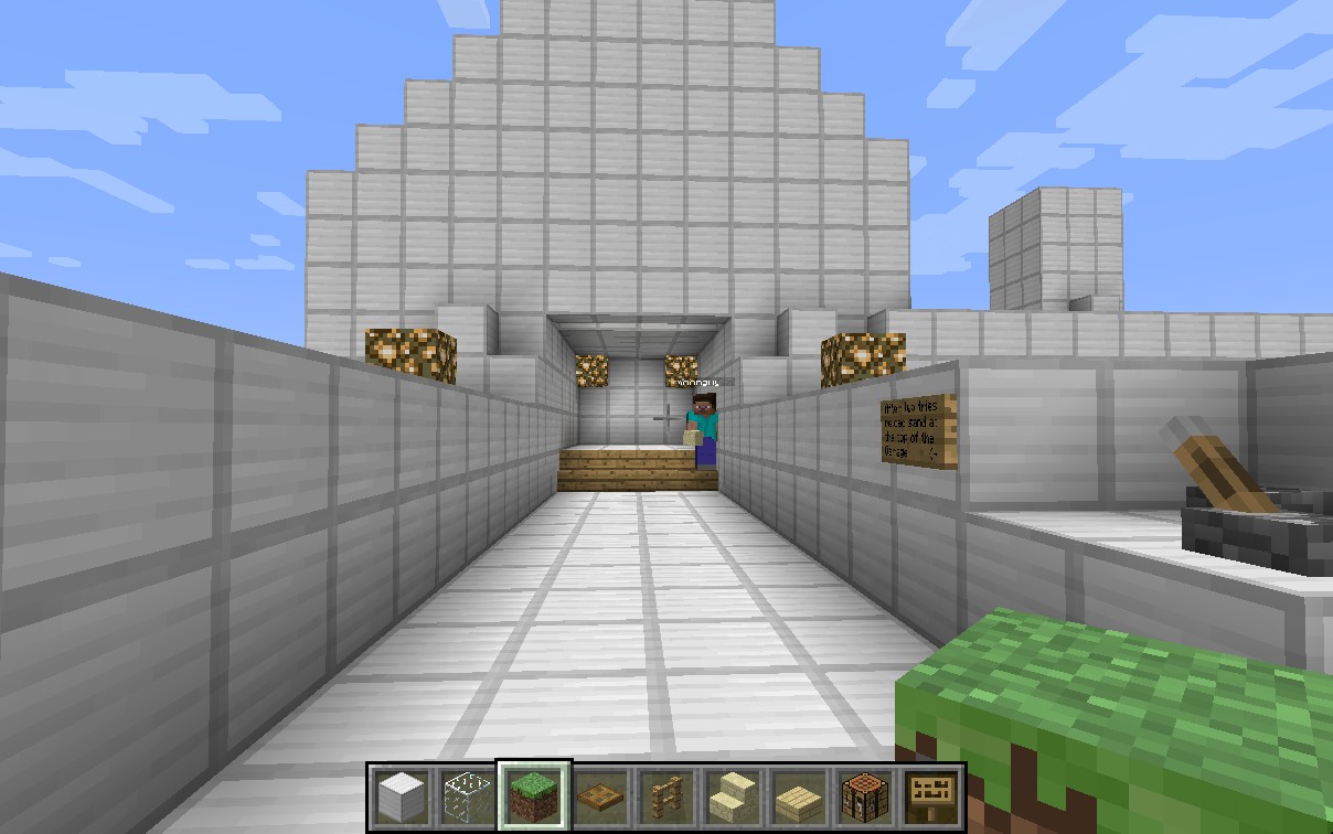 Modern House with Working Garage Minecraft Map