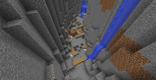 Abandoned Mineshaft & 2 Connected Raveens next to spawn! Minecraft Map