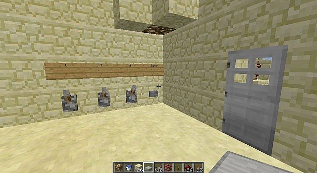 Infinitely expandable combination lock Minecraft Map