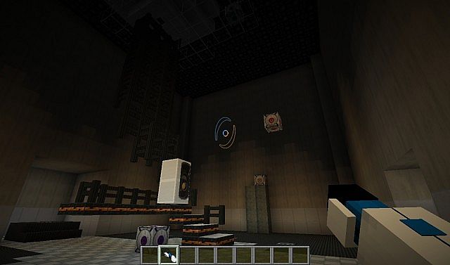 GLaDOS' chamber Minecraft Map