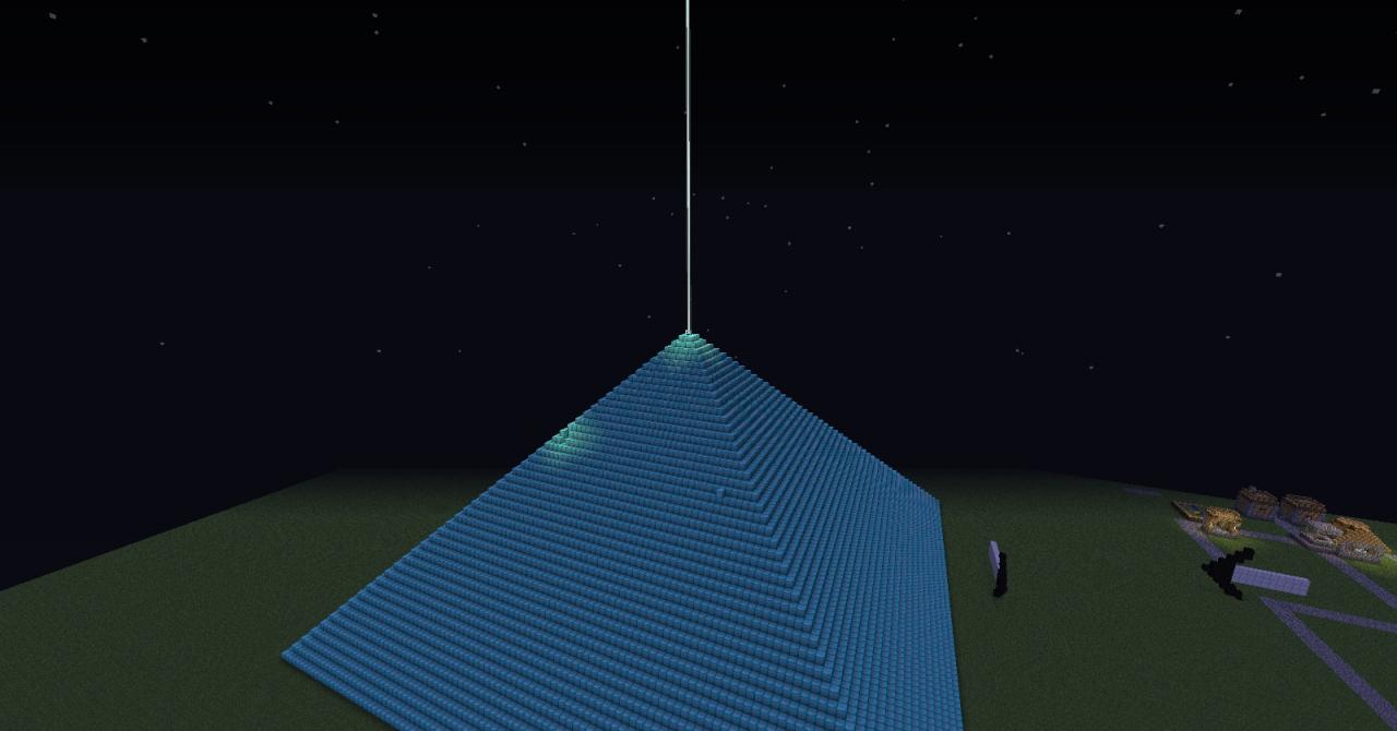 The pyramid maze (Updated : A lot bigger maze and over 400k blocks ...