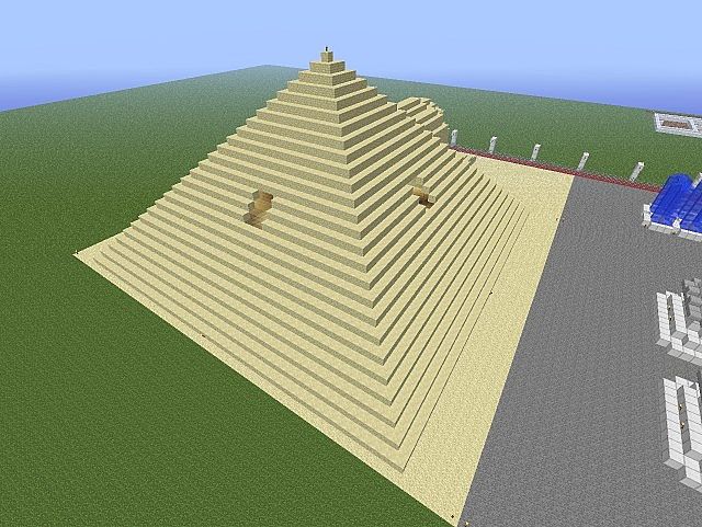 Famous Buildings - Pyramid with Sphinx Minecraft Map