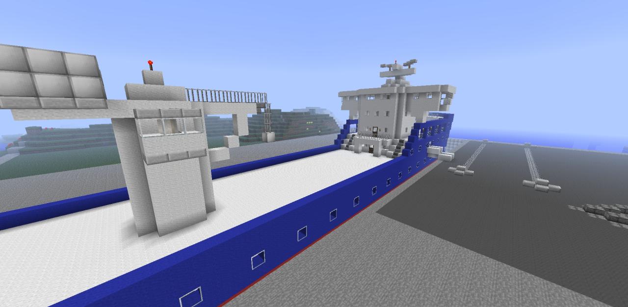 The Ocean's Legend - A Mid-Sized Container ship Minecraft Map