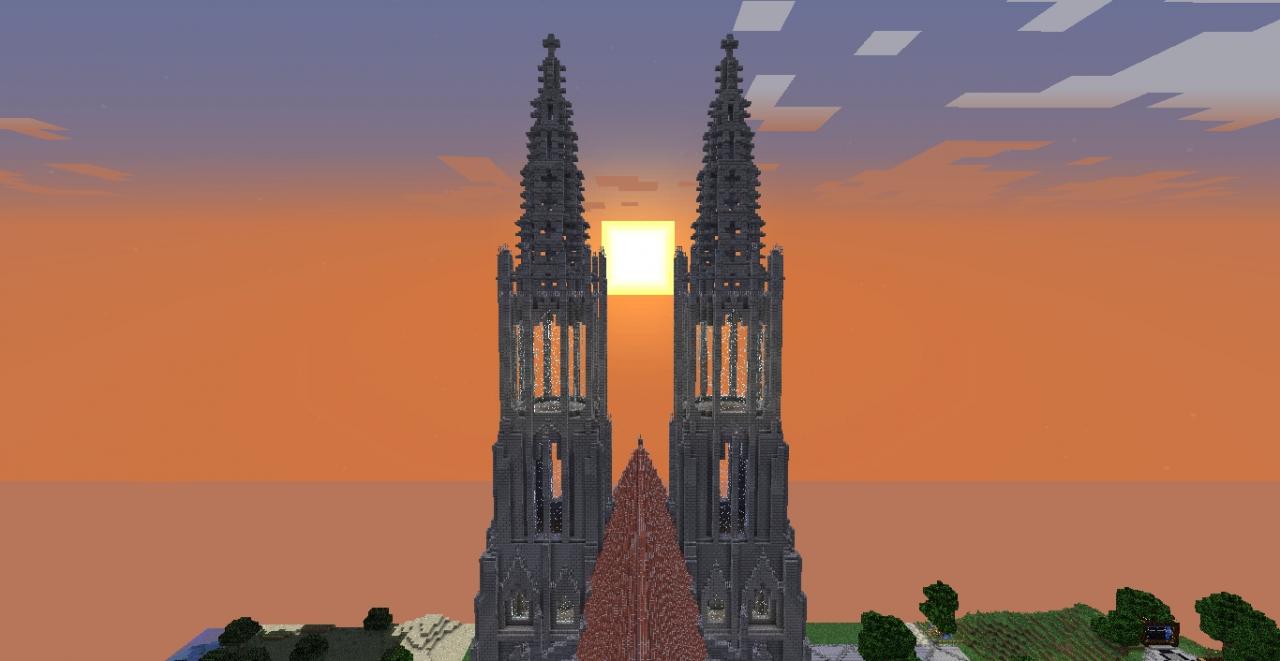 Giant Gothic Cathedral - Work in Progress Minecraft Map