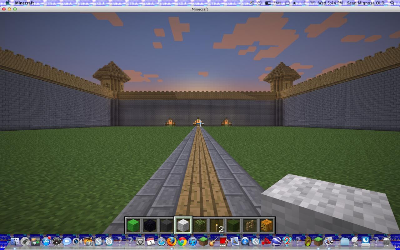 Square castle walls Minecraft Map