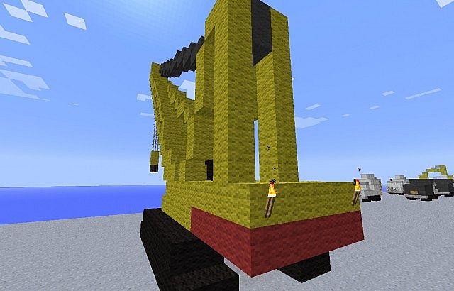 Crawler Crane (Yellow) Fox Inc. Minecraft Map