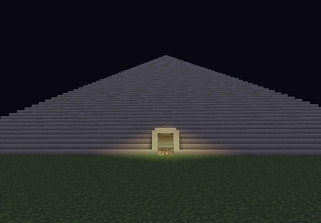 Hollow Pyramid Minecraft Map